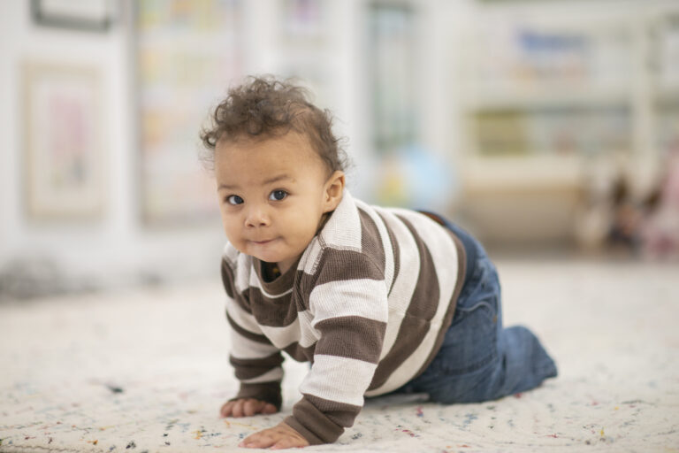 FDNA™ When Do Babies Start Crawling? A Parent’s Guide